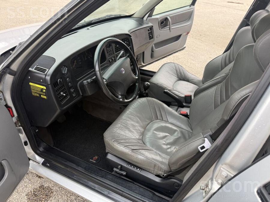 Saab 9000 1995 in Riga, with an engine capacity of 2.30 L and mileage of 368 thousand km for 4150 €, photo 18 on AUTOMOTO.COM.LV