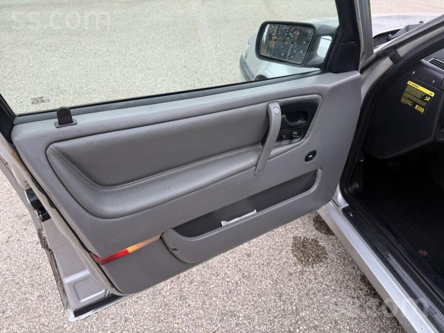 Saab 9000 1995 in Riga, with an engine capacity of 2.30 L and mileage of 368 thousand km for 4150 €, photo 20 on AUTOMOTO.COM.LV