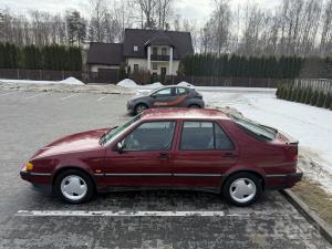 Red Saab 9000 1993 in Riga, with an engine capacity of 2.30 L and mileage of 240 thousand km for 2690 €, photo 4 on AUTOMOTO.COM.LV