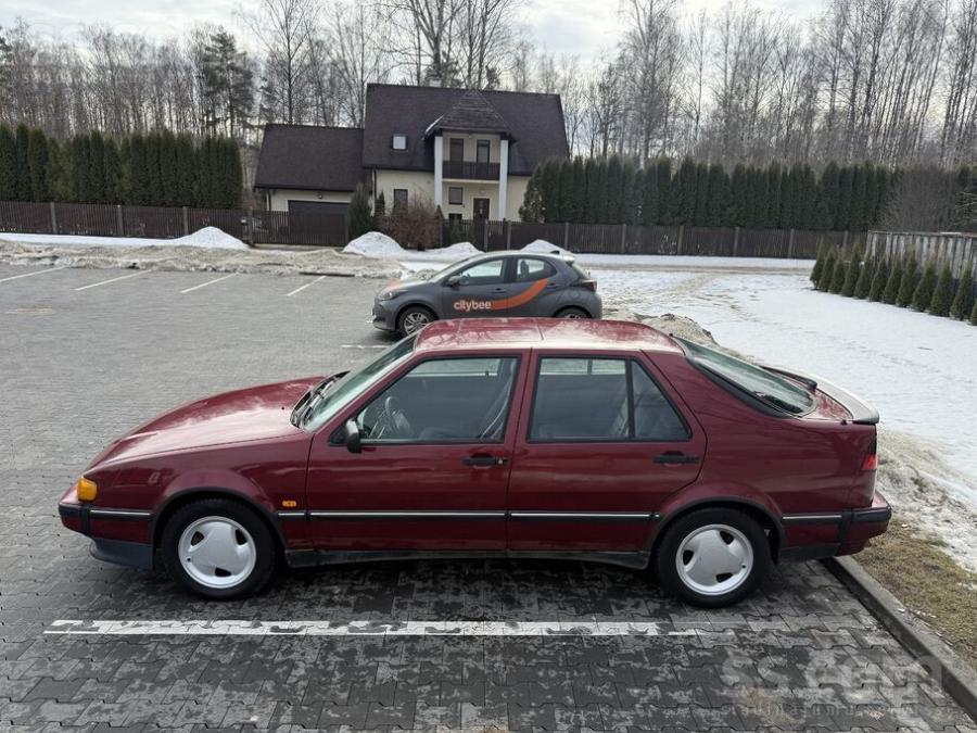 Red Saab 9000 1993 in Riga, with an engine capacity of 2.30 L and mileage of 240 thousand km for 2690 €, photo 4 on AUTOMOTO.COM.LV