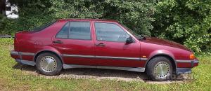 Red Saab 9000 1993 in Tallinn, with an engine capacity of 2.29 L and mileage of 244 thousand km for 1993 €, photo  on AUTOMOTO.COM.LV