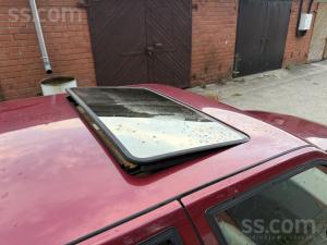 Red Saab 9000 1995 in Riga, with an engine capacity of 3.00 L and mileage of 212 thousand km for 2850 €, photo 9 on AUTOMOTO.COM.LV