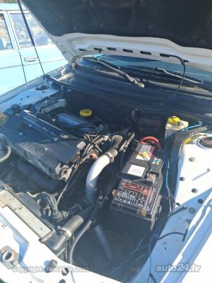 Balts Saab 9000 1995 Tallina, ar dzinēja tilpumu 2.00 L un nobraukumu 347 tūkst. km par 600 €, foto 4 vietnē AUTOMOTO.COM.LV