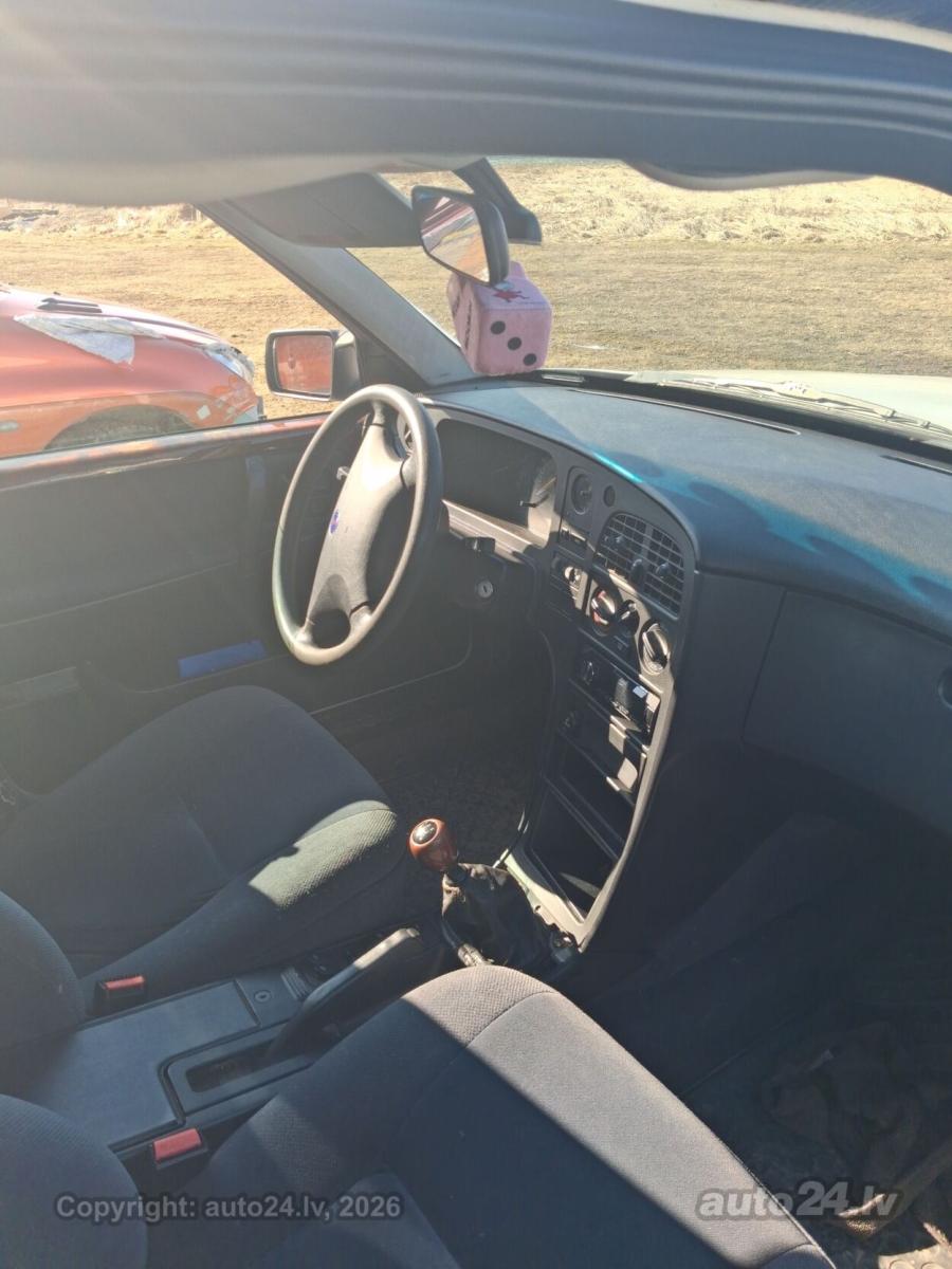 Balts Saab 9000 1995 Tallina, ar dzinēja tilpumu 2.00 L un nobraukumu 347 tūkst. km par 600 €, foto 8 vietnē AUTOMOTO.COM.LV