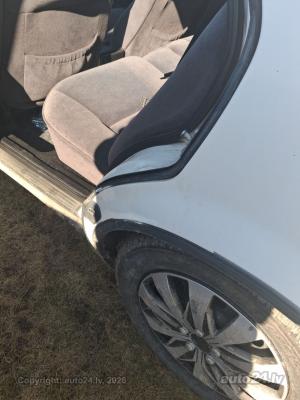 Balts Saab 9000 1995 Tallina, ar dzinēja tilpumu 2.00 L un nobraukumu 347 tūkst. km par 600 €, foto 14 vietnē AUTOMOTO.COM.LV