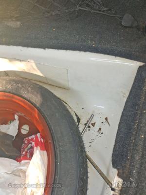 Balts Saab 9000 1995 Tallina, ar dzinēja tilpumu 2.00 L un nobraukumu 347 tūkst. km par 600 €, foto 19 vietnē AUTOMOTO.COM.LV