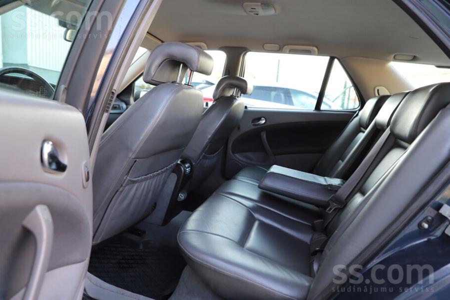 Blue Saab 95 2004 in Riga, with an engine capacity of 2.20 L and mileage of 374 thousand km for 1200 €, photo 8 on AUTOMOTO.COM.LV