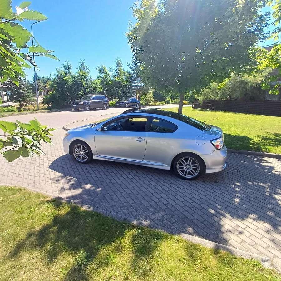 Pelēks Scion TC 2005 Klaipėda, ar dzinēja tilpumu 2.36 L un nobraukumu 120 tūkst. km par 2500 €, foto 16 vietnē AUTOMOTO.COM.LV