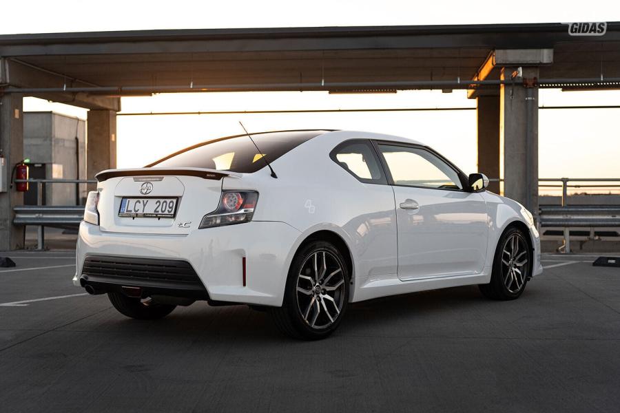 Balts Scion TC 2014 Viļņa, ar dzinēja tilpumu 2.50 L un nobraukumu 196 tūkst. km par 8000 €, foto 5 vietnē AUTOMOTO.COM.LV