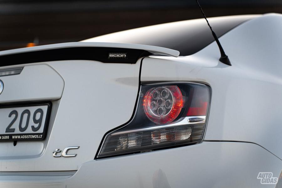 Balts Scion TC 2014 Viļņa, ar dzinēja tilpumu 2.50 L un nobraukumu 196 tūkst. km par 8000 €, foto 10 vietnē AUTOMOTO.COM.LV
