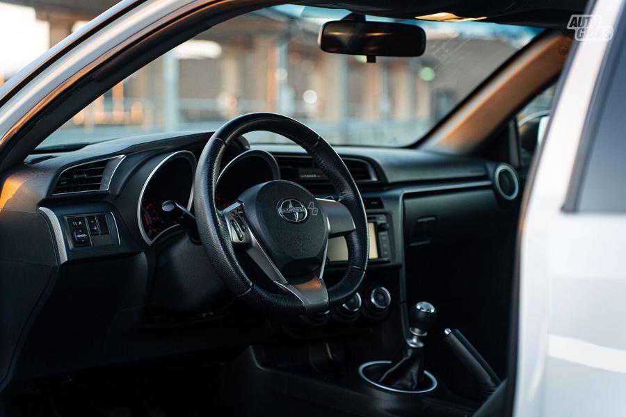 Balts Scion TC 2014 Viļņa, ar dzinēja tilpumu 2.50 L un nobraukumu 196 tūkst. km par 8000 €, foto 11 vietnē AUTOMOTO.COM.LV