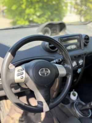 Black Scion xA 2005 in Kaunas, with an engine capacity of 1.50 L and mileage of 129 thousand km for 470 €, photo 12 on AUTOMOTO.COM.LV
