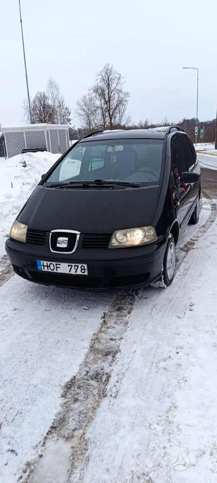 Black SEAT Alhambra 2001 in Kretinga, with an engine capacity of 0.00 L and mileage of 315 thousand km for 1000 €, photo 1 on AUTOMOTO.COM.LV