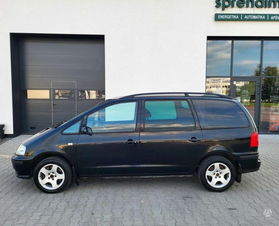 Melns SEAT Alhambra 2001 Šauļi, ar dzinēja tilpumu 2.80 L un nobraukumu 180 tūkst. km par 2750 €, foto 5 vietnē AUTOMOTO.COM.LV