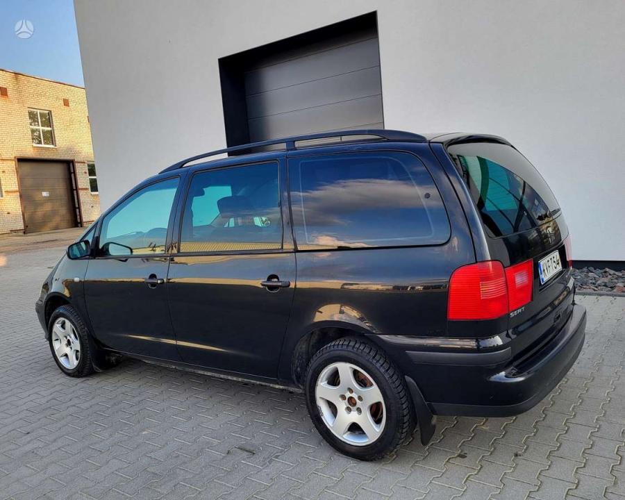 Melns SEAT Alhambra 2001 Šauļi, ar dzinēja tilpumu 2.80 L un nobraukumu 180 tūkst. km par 2750 €, foto 6 vietnē AUTOMOTO.COM.LV