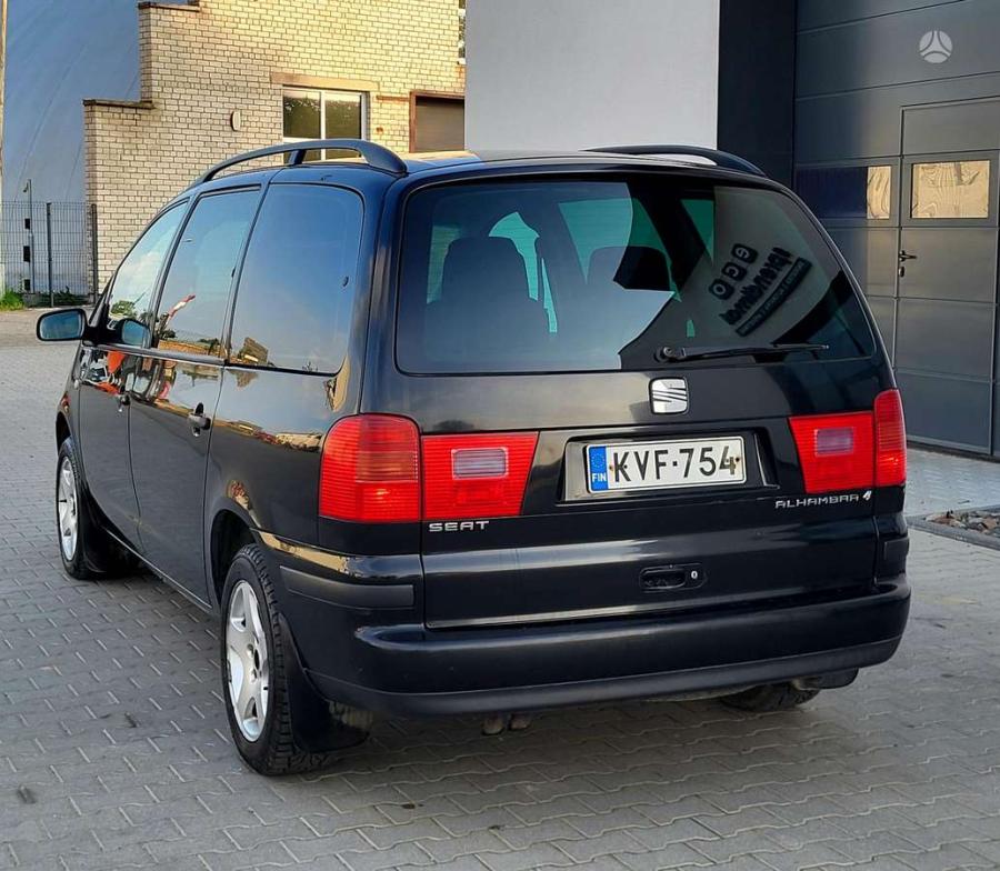 Melns SEAT Alhambra 2001 Šauļi, ar dzinēja tilpumu 2.80 L un nobraukumu 180 tūkst. km par 2750 €, foto 8 vietnē AUTOMOTO.COM.LV