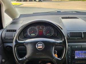 Melns SEAT Alhambra 2001 Šauļi, ar dzinēja tilpumu 2.80 L un nobraukumu 180 tūkst. km par 2750 €, foto 13 vietnē AUTOMOTO.COM.LV