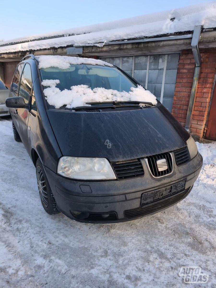 Black SEAT Alhambra 2002 in Kaunas, with an engine capacity of 1.90 L and mileage of 356 thousand km for 999 €, photo 1 on AUTOMOTO.COM.LV