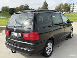 Black SEAT Alhambra 2002 in Jonava, with an engine capacity of 1.90 L and mileage of 395 thousand km for 900 €, photo 7 on AUTOMOTO.COM.LV