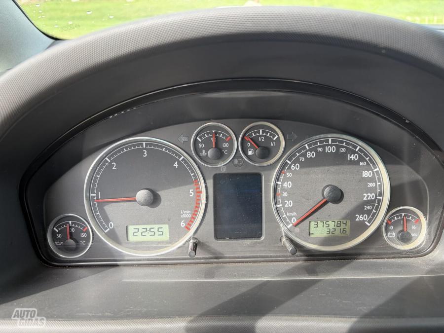 Black SEAT Alhambra 2002 in Jonava, with an engine capacity of 1.90 L and mileage of 395 thousand km for 900 €, photo 17 on AUTOMOTO.COM.LV