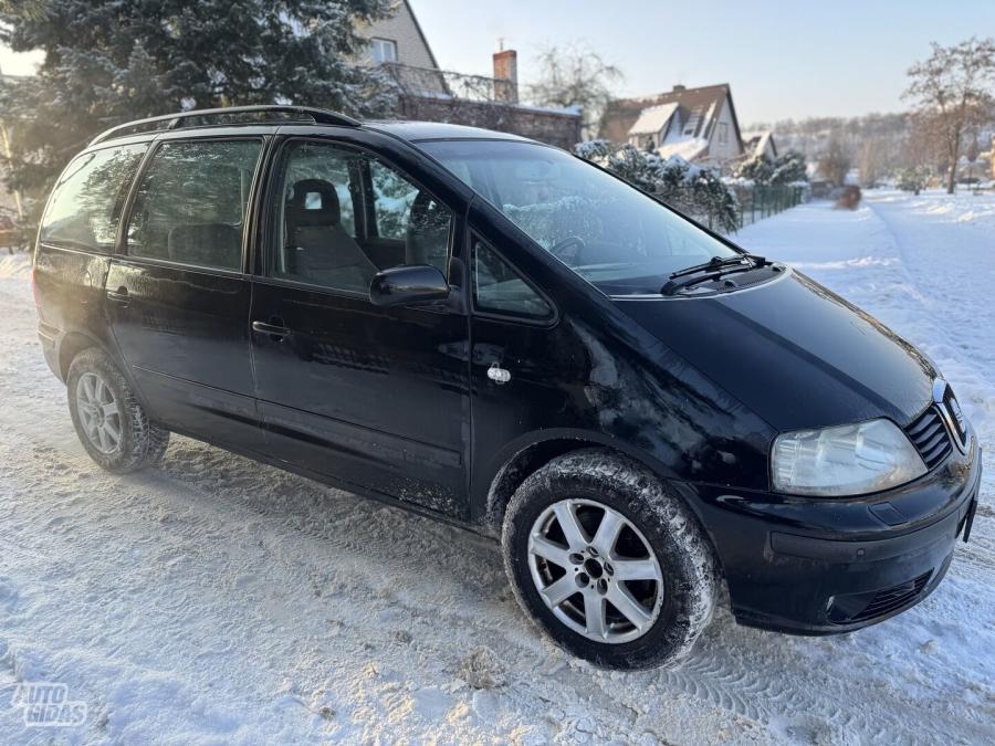 Melns SEAT Alhambra 2004 Kauņa, ar dzinēja tilpumu 2.00 L un nobraukumu 309 tūkst. km par 1250 €, foto 6 vietnē AUTOMOTO.COM.LV