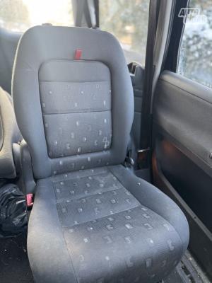 Melns SEAT Alhambra 2004 Kauņa, ar dzinēja tilpumu 2.00 L un nobraukumu 309 tūkst. km par 1250 €, foto 18 vietnē AUTOMOTO.COM.LV