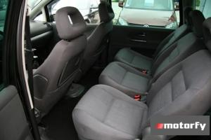 Melns SEAT Alhambra 2004 Rīga, ar dzinēja tilpumu 0.00 L un nobraukumu 449 tūkst. km par 1950 €, foto 6 vietnē AUTOMOTO.COM.LV