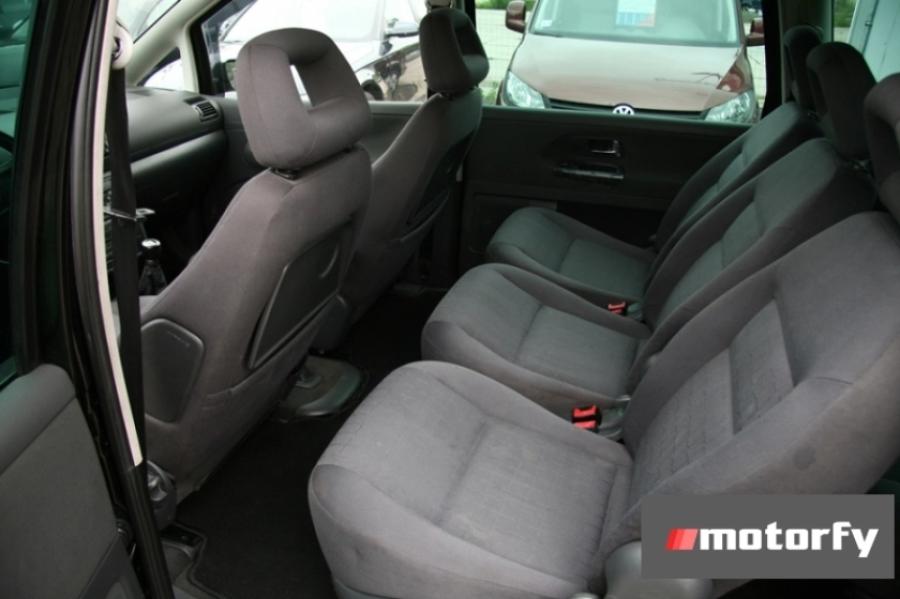 Melns SEAT Alhambra 2004 Rīga, ar dzinēja tilpumu 0.00 L un nobraukumu 449 tūkst. km par 1950 €, foto 6 vietnē AUTOMOTO.COM.LV
