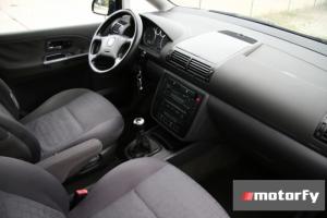 Melns SEAT Alhambra 2004 Rīga, ar dzinēja tilpumu 0.00 L un nobraukumu 449 tūkst. km par 1950 €, foto 7 vietnē AUTOMOTO.COM.LV