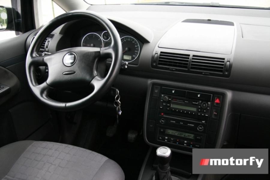 Melns SEAT Alhambra 2004 Rīga, ar dzinēja tilpumu 0.00 L un nobraukumu 449 tūkst. km par 1950 €, foto 11 vietnē AUTOMOTO.COM.LV