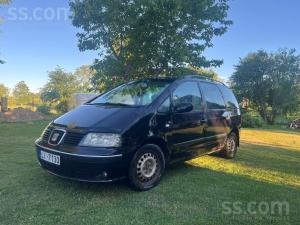 Black SEAT Alhambra 2004 in Gulbene, with an engine capacity of 1.90 L and mileage of 430 thousand km for 500 €, photo 5 on AUTOMOTO.COM.LV