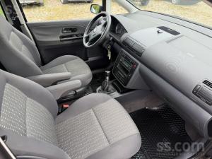 Melns SEAT Alhambra 2005 Rēzekne, ar dzinēja tilpumu 1.90 L un nobraukumu 0 tūkst. km par 3750 €, foto 12 vietnē AUTOMOTO.COM.LV