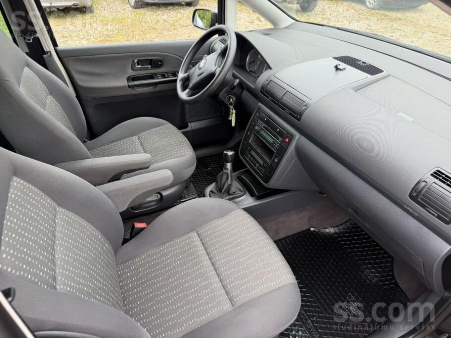Melns SEAT Alhambra 2005 Rēzekne, ar dzinēja tilpumu 1.90 L un nobraukumu 0 tūkst. km par 3750 €, foto 12 vietnē AUTOMOTO.COM.LV