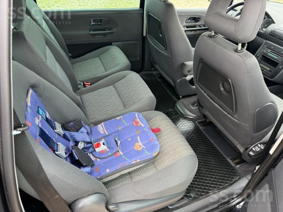 Melns SEAT Alhambra 2005 Rēzekne, ar dzinēja tilpumu 1.90 L un nobraukumu 0 tūkst. km par 3750 €, foto 15 vietnē AUTOMOTO.COM.LV