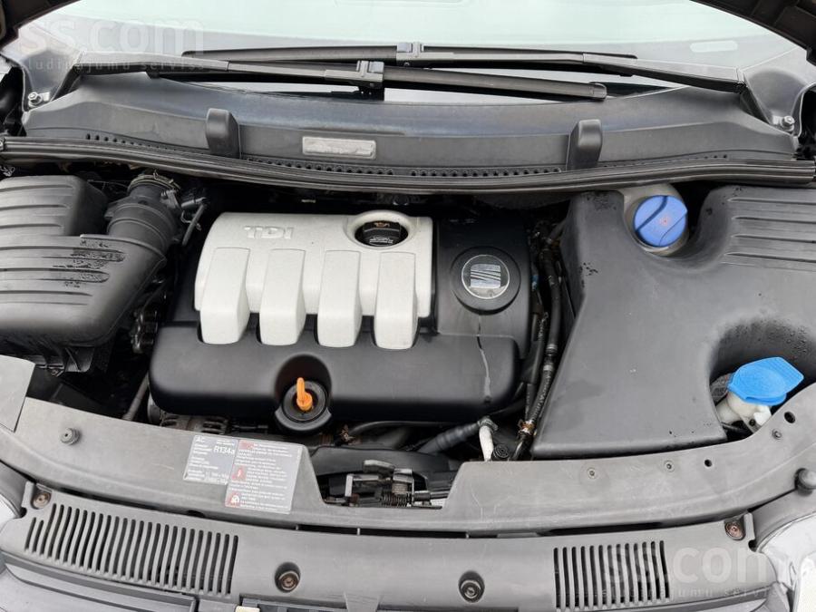 Melns SEAT Alhambra 2005 Rēzekne, ar dzinēja tilpumu 1.90 L un nobraukumu 0 tūkst. km par 3750 €, foto 18 vietnē AUTOMOTO.COM.LV