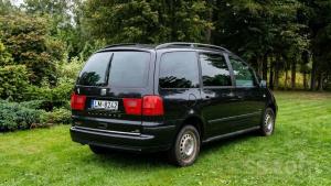 Melns SEAT Alhambra 2005 Jelgava, ar dzinēja tilpumu 1.90 L un nobraukumu 360 tūkst. km par 950 €, foto 4 vietnē AUTOMOTO.COM.LV