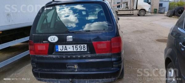 Melns SEAT Alhambra 2006 Rēzekne, ar dzinēja tilpumu 2.00 L un nobraukumu 378 tūkst. km par 2900 €, foto 2 vietnē AUTOMOTO.COM.LV