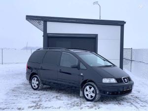 Black SEAT Alhambra 2006 in Kedainiai, with an engine capacity of 1.90 L and mileage of 284 thousand km for 3299 €, photo 2 on AUTOMOTO.COM.LV