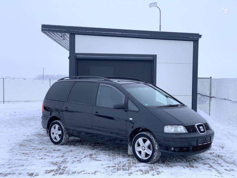 Black SEAT Alhambra 2006 in Kedainiai, with an engine capacity of 1.90 L and mileage of 284 thousand km for 3299 €, photo 2 on AUTOMOTO.COM.LV