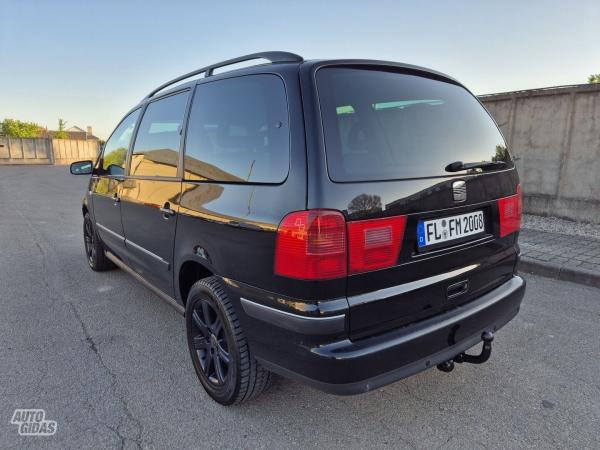 Melns SEAT Alhambra 2006 Mažeikiai, ar dzinēja tilpumu 2.00 L un nobraukumu 281 tūkst. km par 3650 €, foto 3 vietnē AUTOMOTO.COM.LV