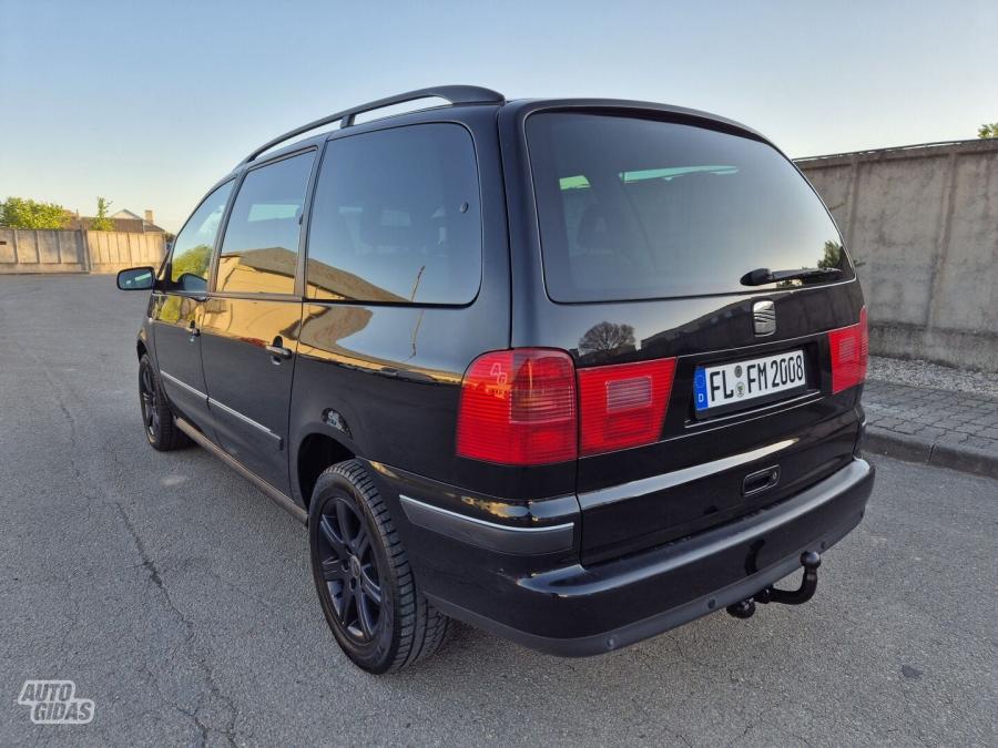 Melns SEAT Alhambra 2006 Mažeikiai, ar dzinēja tilpumu 2.00 L un nobraukumu 281 tūkst. km par 3650 €, foto 4 vietnē AUTOMOTO.COM.LV