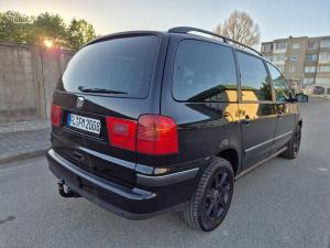 Melns SEAT Alhambra 2006 Mažeikiai, ar dzinēja tilpumu 2.00 L un nobraukumu 281 tūkst. km par 3650 €, foto 5 vietnē AUTOMOTO.COM.LV