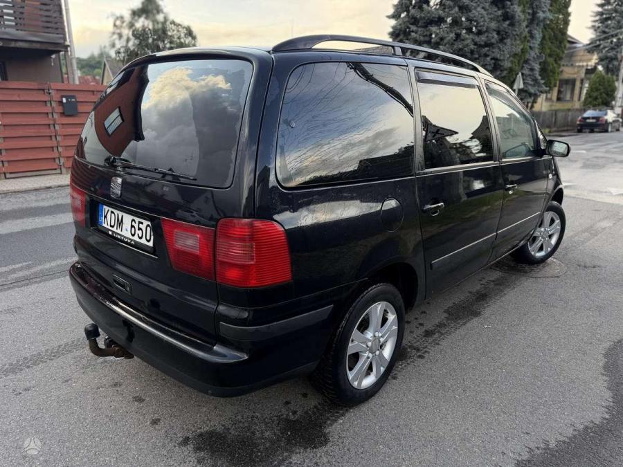 Melns SEAT Alhambra 2006 Kauņa, ar dzinēja tilpumu 1.90 L un nobraukumu 327 tūkst. km par 3250 €, foto 7 vietnē AUTOMOTO.COM.LV