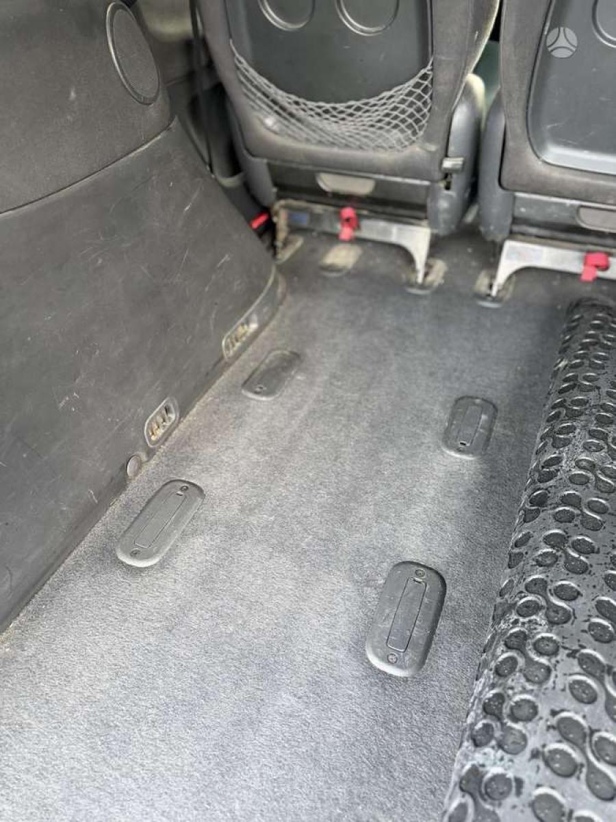 Melns SEAT Alhambra 2006 Kauņa, ar dzinēja tilpumu 1.90 L un nobraukumu 327 tūkst. km par 3250 €, foto 20 vietnē AUTOMOTO.COM.LV