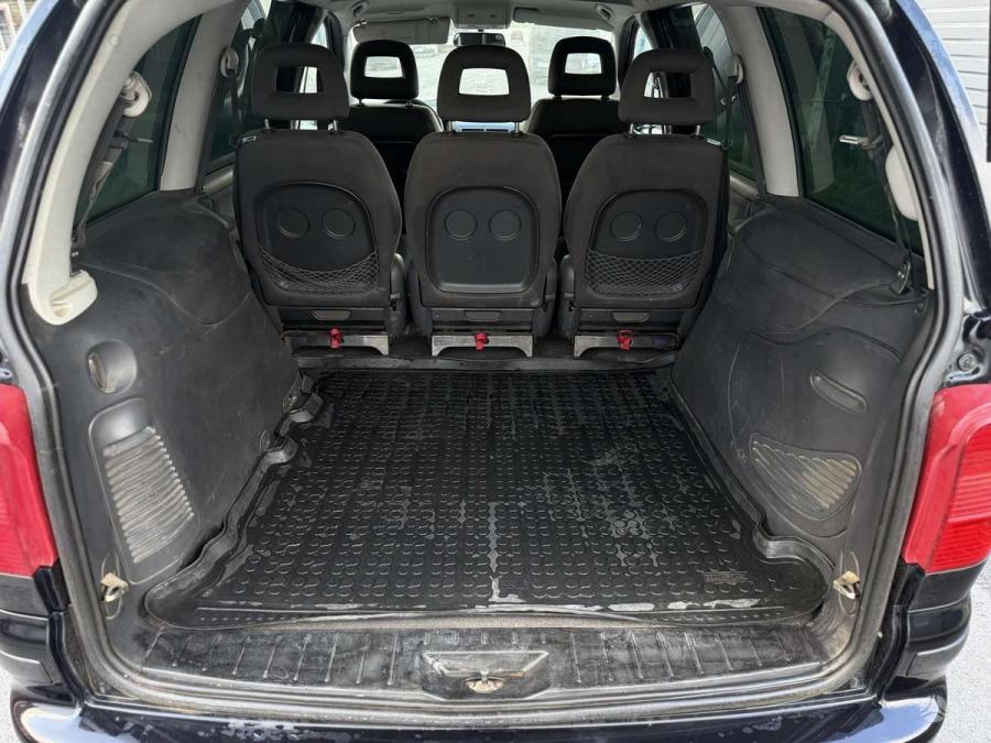 Melns SEAT Alhambra 2006 Kauņa, ar dzinēja tilpumu 1.90 L un nobraukumu 327 tūkst. km par 3250 €, foto 22 vietnē AUTOMOTO.COM.LV