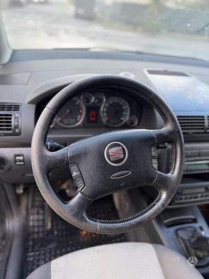 Melns SEAT Alhambra 2006 Kauņa, ar dzinēja tilpumu 1.90 L un nobraukumu 327 tūkst. km par 3250 €, foto 25 vietnē AUTOMOTO.COM.LV