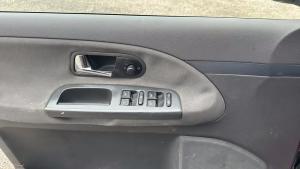 Melns SEAT Alhambra 2006 Daugavpils, ar dzinēja tilpumu 2.00 L un nobraukumu 339 tūkst. km par 2350 €, foto 18 vietnē AUTOMOTO.COM.LV