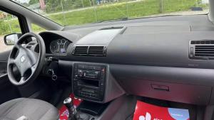 Melns SEAT Alhambra 2006 Daugavpils, ar dzinēja tilpumu 2.00 L un nobraukumu 339 tūkst. km par 2350 €, foto 20 vietnē AUTOMOTO.COM.LV