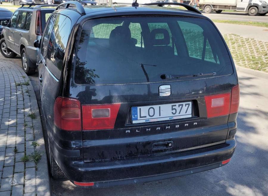 Melns SEAT Alhambra 2006 Kauņa, ar dzinēja tilpumu 1.97 L un nobraukumu 287 tūkst. km par 1500 €, foto 5 vietnē AUTOMOTO.COM.LV