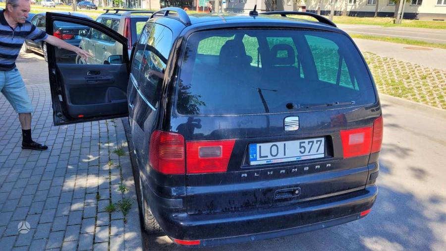 Melns SEAT Alhambra 2006 Kauņa, ar dzinēja tilpumu 1.97 L un nobraukumu 287 tūkst. km par 1500 €, foto 6 vietnē AUTOMOTO.COM.LV